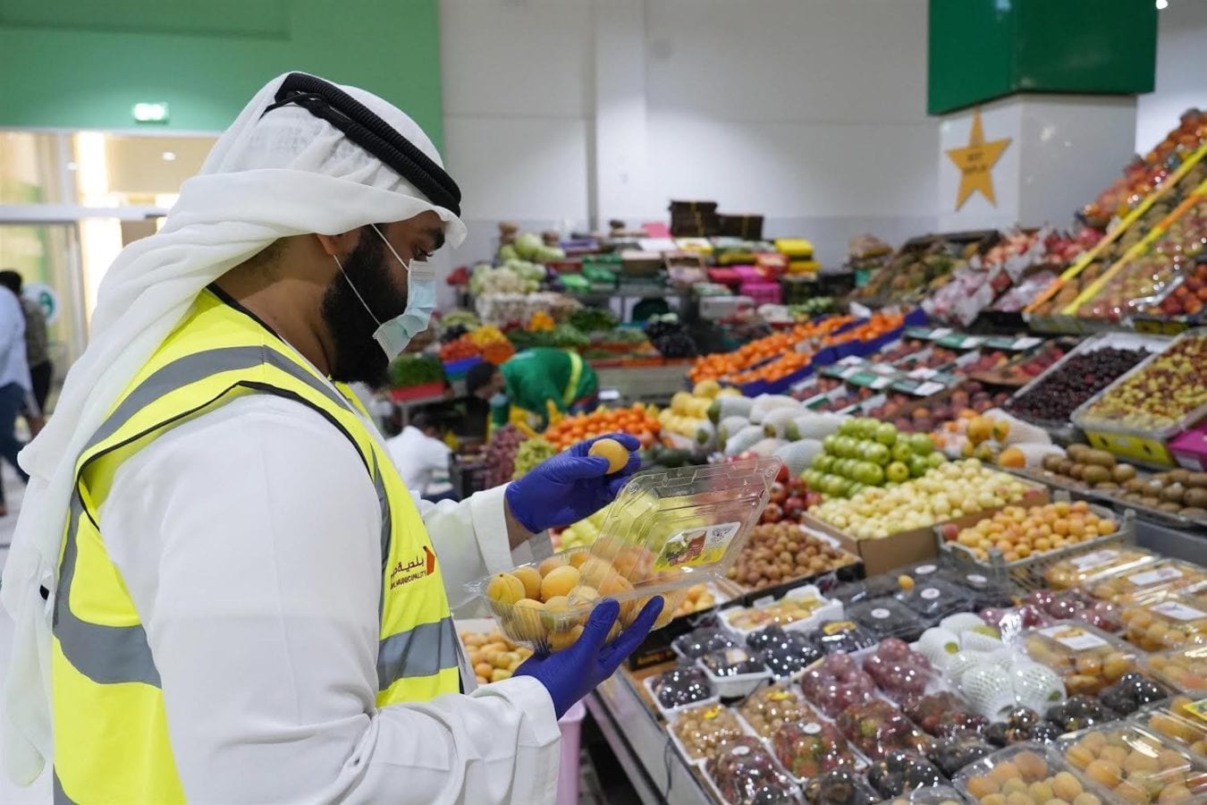 Municipality conducts 163 inspection visits to food outlets in Dubai ...